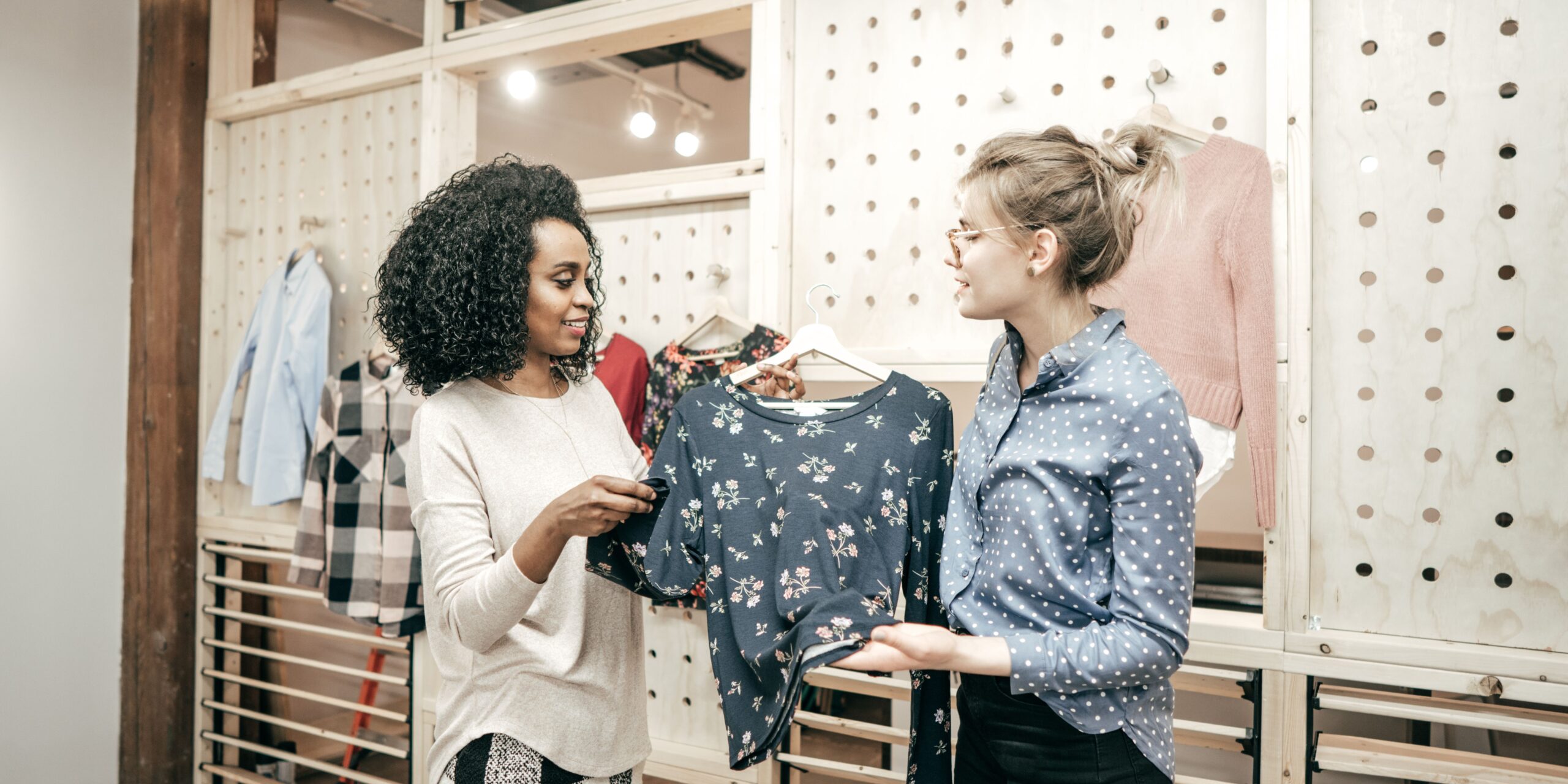 How Retail Businesses Can Benefit from the Latest Tech Advancements